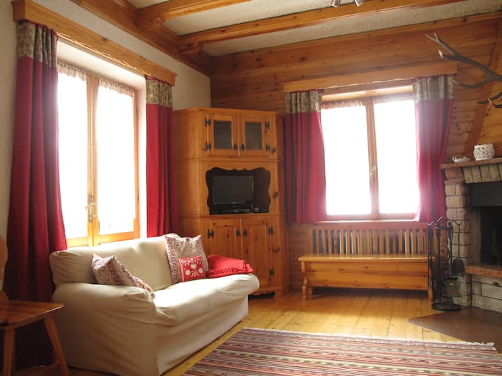 Chalet In The Greenery Of The Dolomites - Misurina