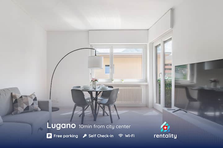 Penthouse With Terrace & Parking - Lugano