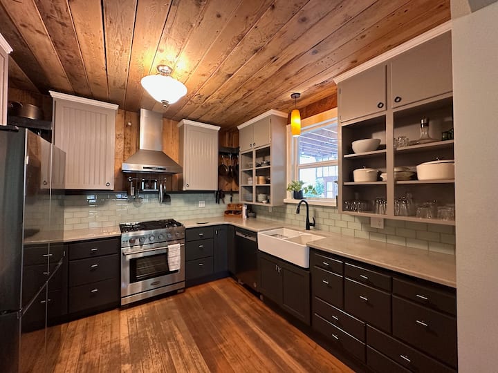 Historic Victorian Home - Moscow, ID