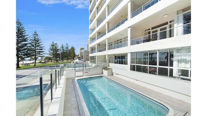 Rainbow Pacific- Ocean Views - Coolangatta