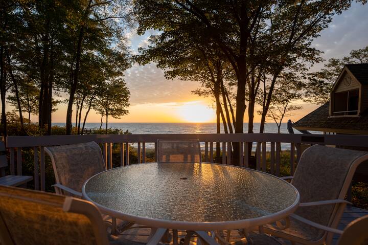 Macatawa Hills Lake Michigan Beachfront - Holland, MI