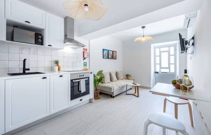 White Apartment, Town Centre - Tavira