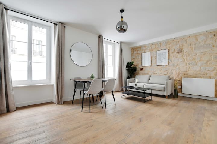 Appartement Moderne - 2bd/6p - Batignolles - Paris