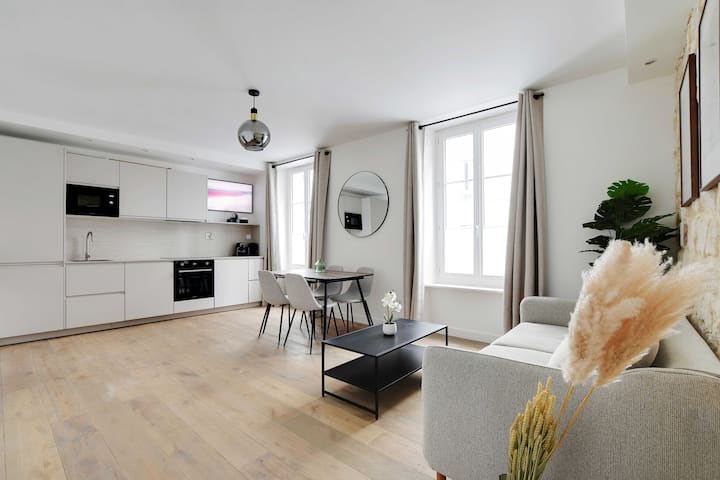 Appartement Moderne - 2bd/6p - Batignolles - Paris