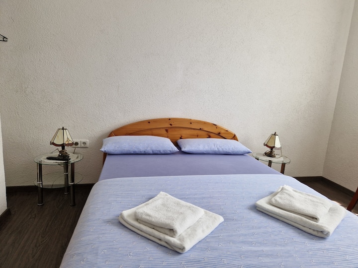 Double Room-ensuite Nr. 5 - Friedrichshafen