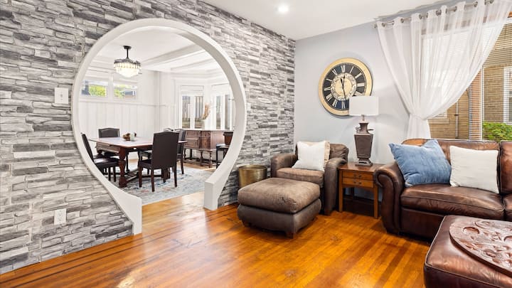 8br Estate W 3 Decks, Bbq & Beach Views -Sleeps 20 - Ventnor City, NJ
