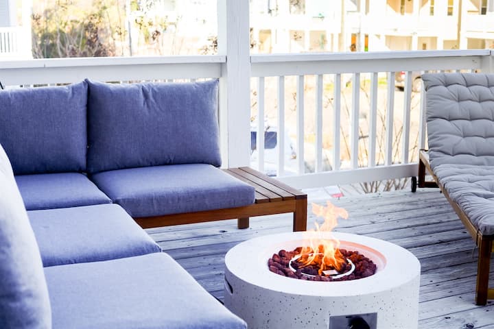 Walk To Beach | Luxe Home W/ Backyard, Gym, Office - Carolina Beach, NC