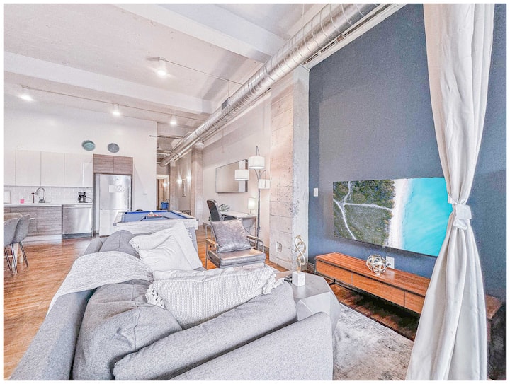 Luxury 2bd | Dt Dallas | Sleeps 16 | Free Parking - Dallas, TX