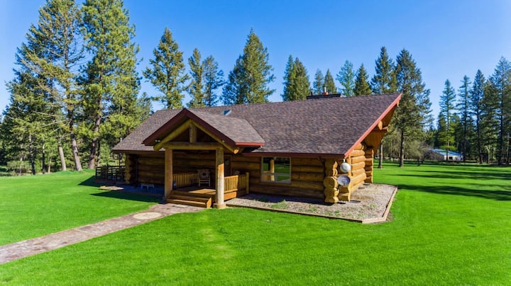 Stillwater Log Home - Great Montana Cabin! - Rhodes, MT