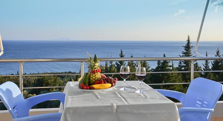 Perivolos Apartments Suite With Sea View - Dhërmi