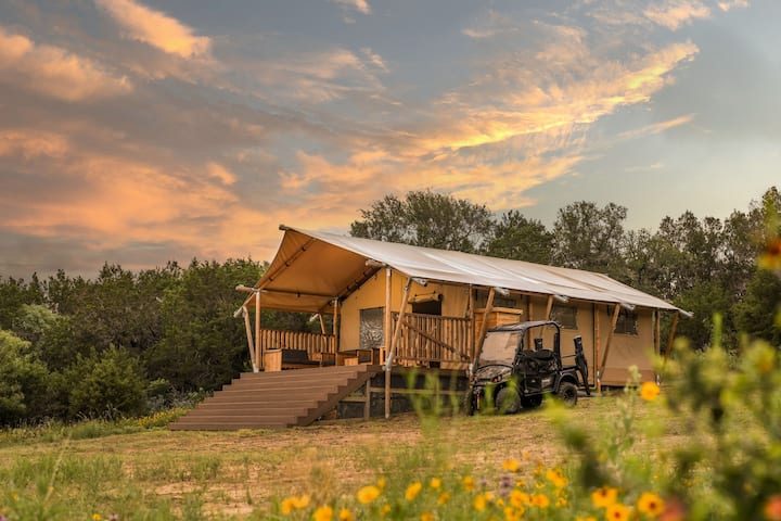 Meadow Tent At Hilla Ranch Glamping - Colorado Bend State Park, Bend