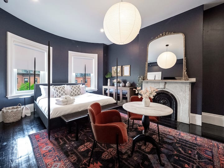 The Chester: Vintage Elegance, Modern Comfort - Boston, MA