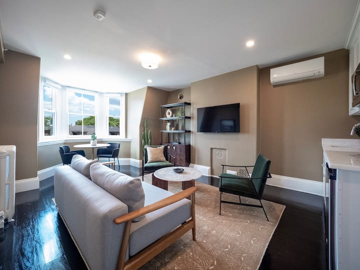 The Chester: Modern, Cool, Heart Of South End - Boston, MA