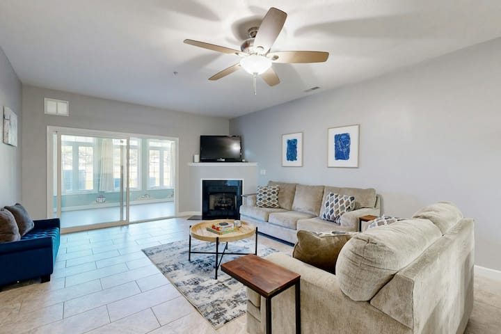 Summerlyn Condo W/shared Pool, Patio, W/d & Wifi - Rehoboth Beach, DE