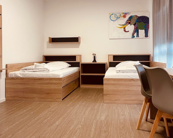 Dzt - Voll Möbliertes Apartment Twin Für 2 Pers. - Neuss