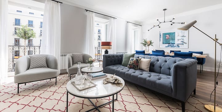 Homeclub | Exclusive Apartment On Calle Alcalá - Madrid