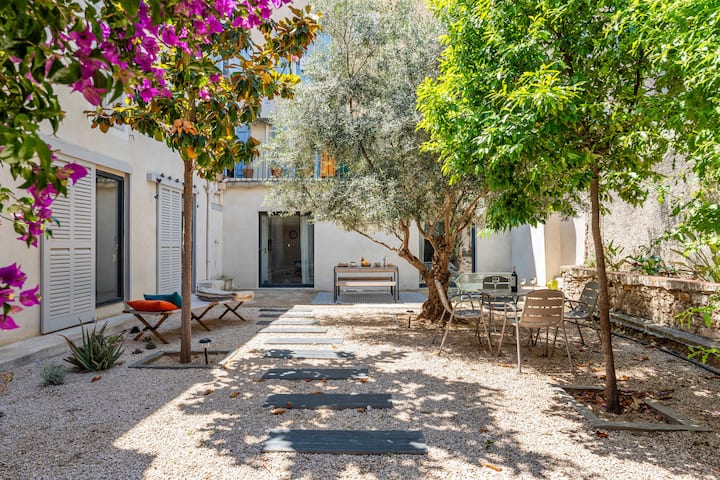 Chathigo. Appartement De Standing, Cour Intérieure - 라 시오타