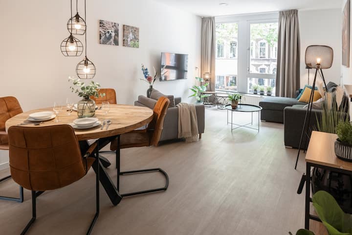 Hein: Kevin, Heuvel 4p 51 - Tilburg