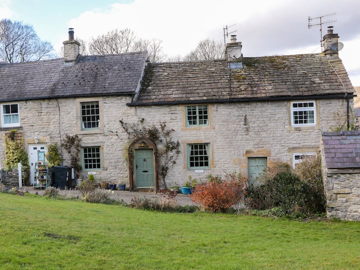 Buttercup Cottage - Castleton