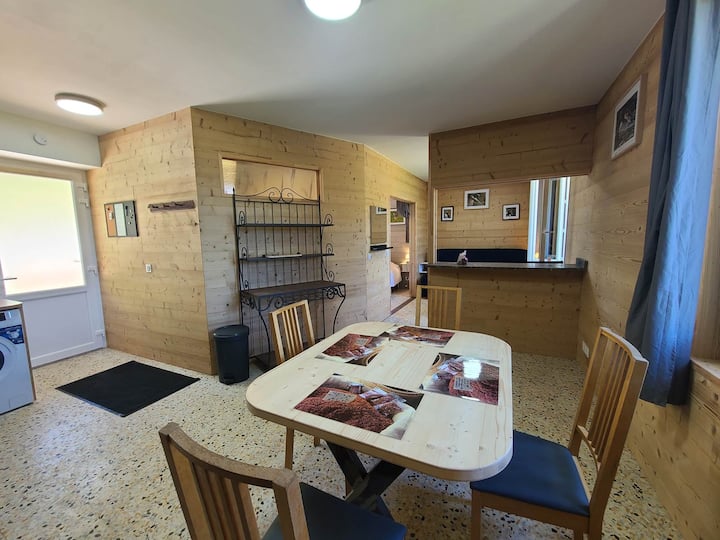 Studio De 42m2 Montbrun Les Bains - Montbrun-les-Bains