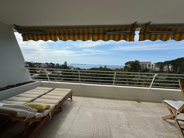 Appartement Avec Vue Exceptionnelle Sur La Mer - Cannes