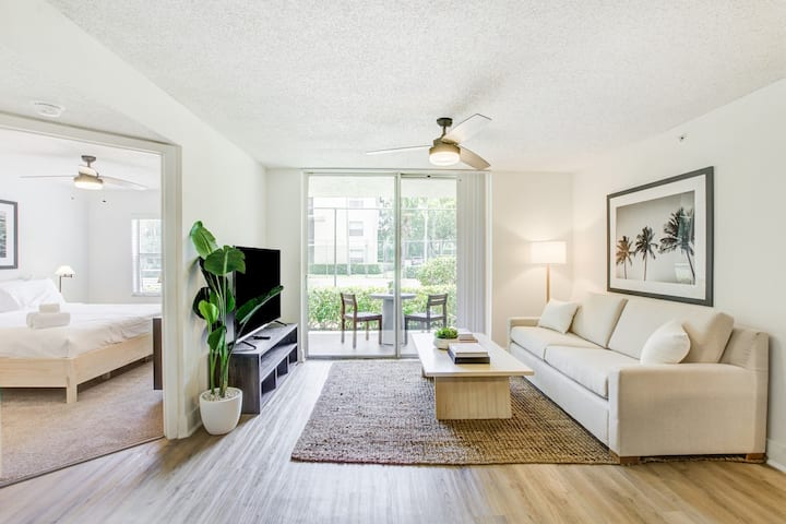 Tucker At Palm Trace Landings | 3 Bedroom In Davie - Dania Beach, FL