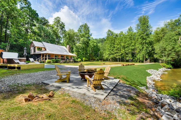 'The Cabin At Dukes Creek' W/ Fire Pit & Hot Tub! - Cleveland, GA