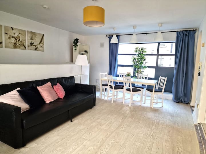 Very Central 2bed Apartment Fast Reliable Wifi & T - Dublin