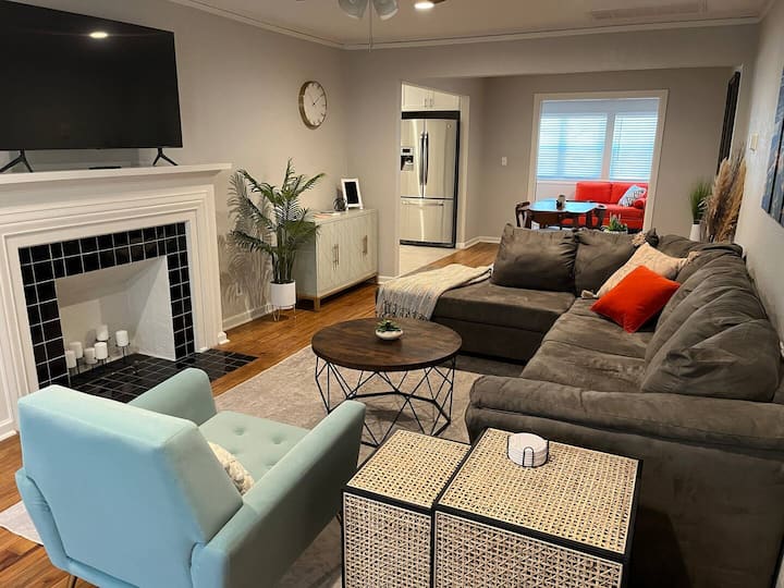 Rt 66 Retreat Near Fairgrounds By Tulsa Getaways - Tulsa, OK