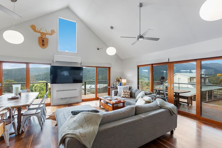 Grand View Chalet - Mount Buller