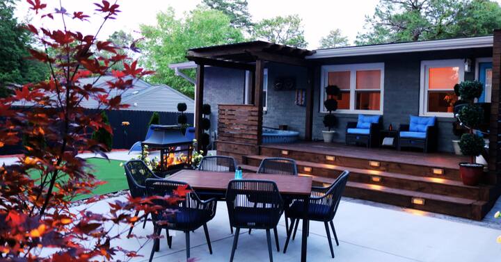 The Blue Door Cottage - Fayetteville, NC