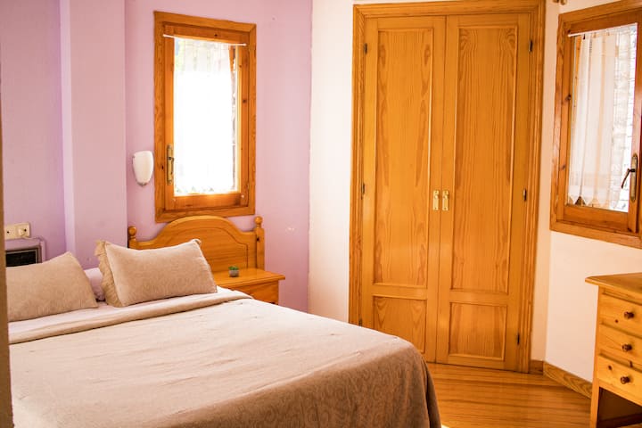 Double Room With Private Bathroom - Formigal