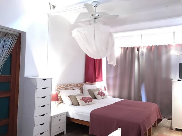 Casita. Estudio En Casa Goro. - Formentera