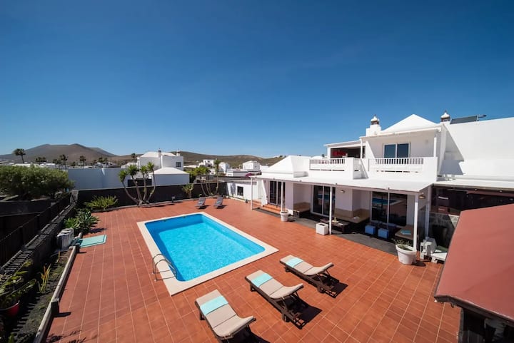 Ladera De Conil - Arrecife