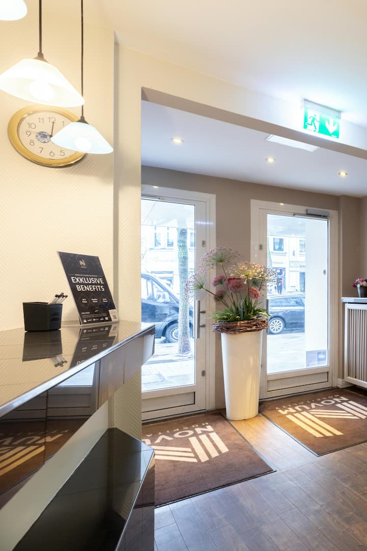 Near The City Center Incl Breakfast - Amburgo