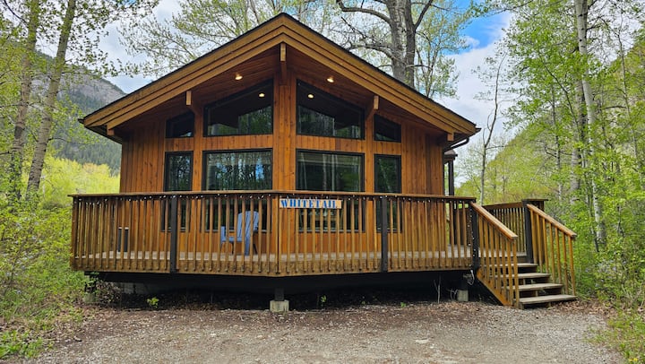 Crowsnest River Chalet - Whitetail - Blairmore