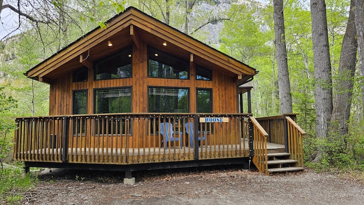 Crowsnest River Chalet - Moose - Bellevue