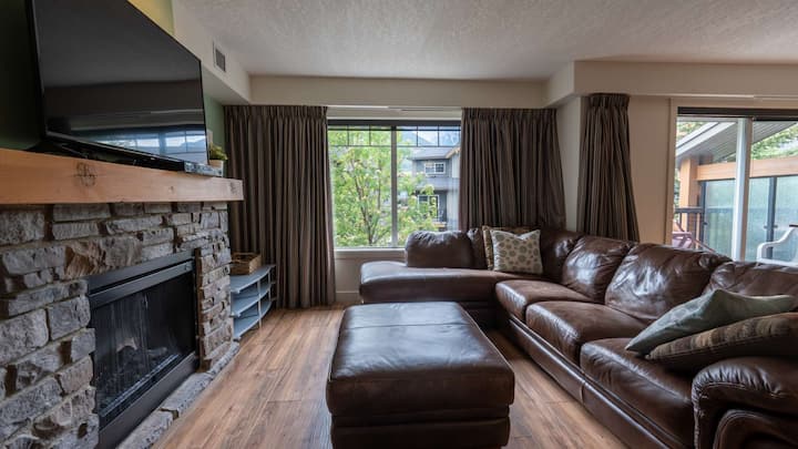 Copperstone #3207 - 2 Bedroom + Den - Canmore