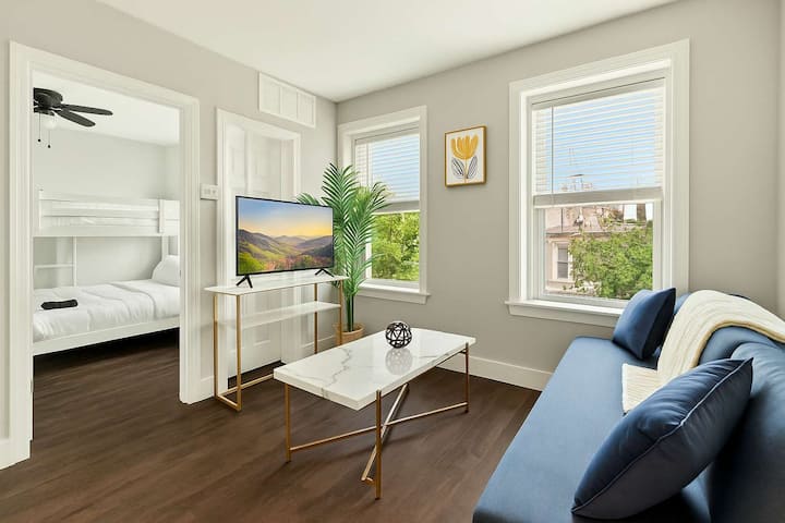Luxury 1bd | 3 Beds | Queens Village - Sports Complex - Philadelphia
