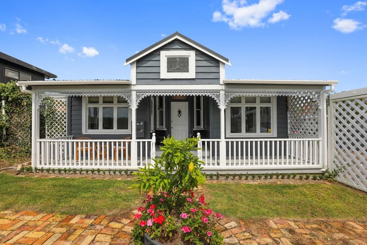 Central Heritage Villa - *New Listing! - 羅托路亞