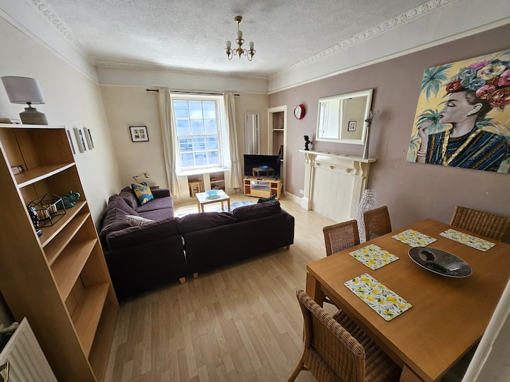 Delightful 2br Home, Walk To Edinburgh Castle - Edimburgo