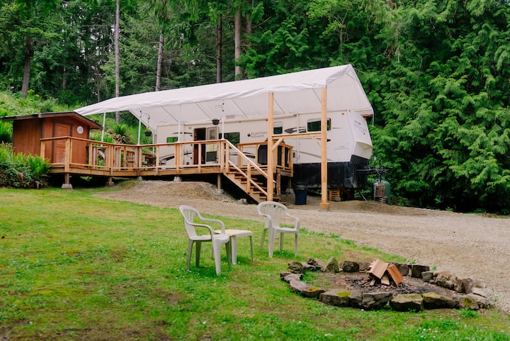 The Lower Meadow In Salt Spring Island - Salt Spring Island