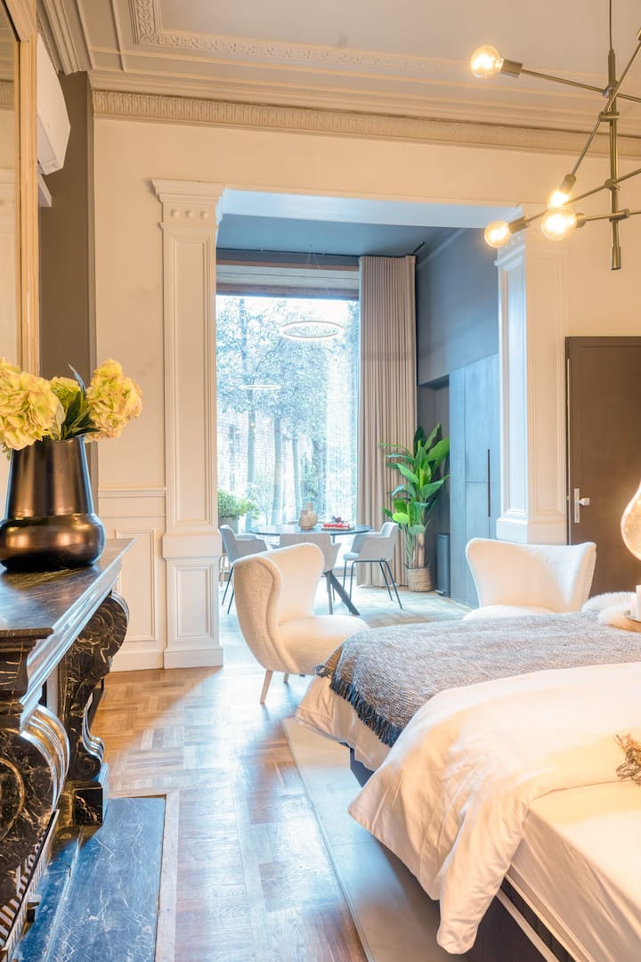 Historic Studio With Charming Garden View - Gent