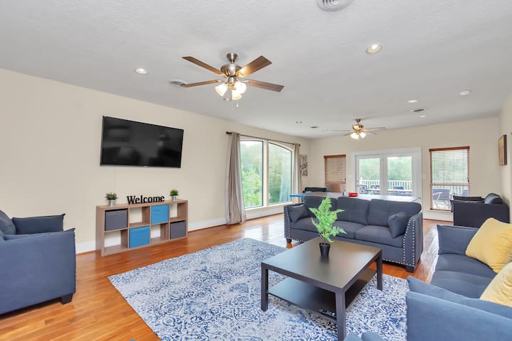 Luxe 6br Lakehouse W/ Fishing | Near Iah - 훔블