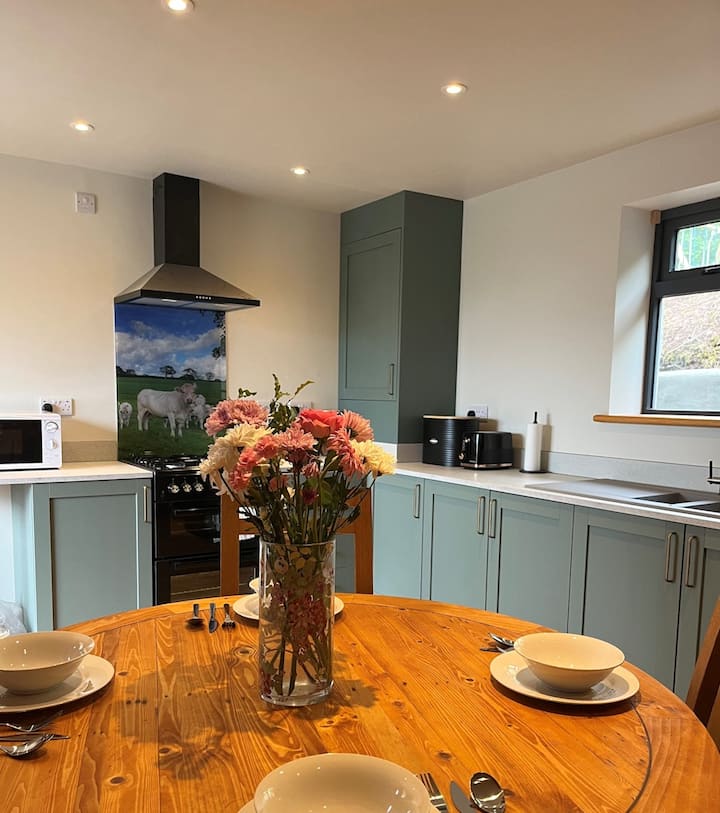 Carthouse Cottage - Pembroke Cottage Holidays - ウェールズ