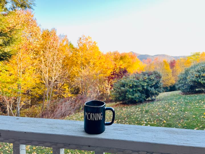 Sugar Mountain Retreat - Mtn Views - 3br 1st Floor - Sugar Mountain, NC