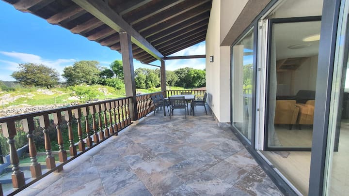 Las Quintas De Bricia 1-b - Llanes