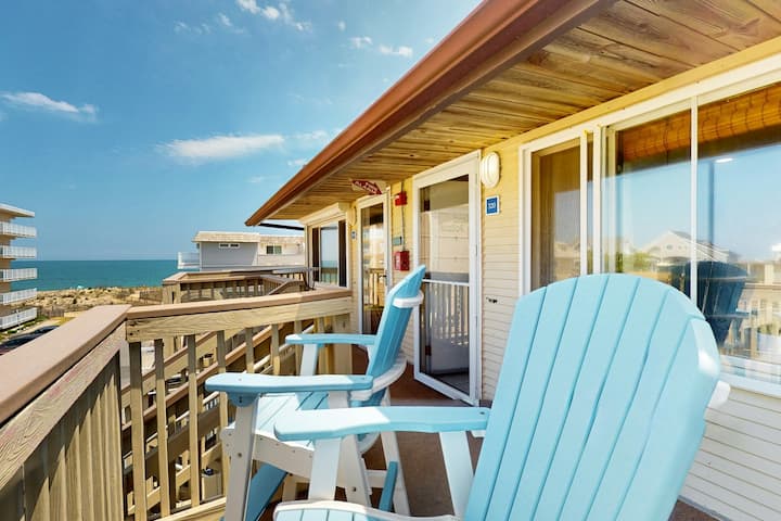 Charming Condo With Stunning Views And Family-frie - Ocean City, MD