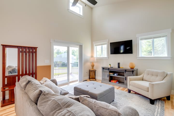 Peaceful Hendersonville Home < 2 Mi To Main St! - Hendersonville, NC