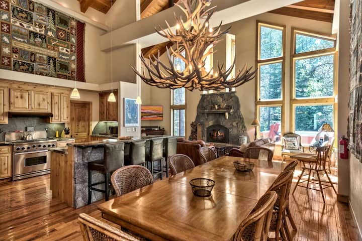 High-end, Hot Tub, Game Room W/arcade, King Beds - Truckee, CA